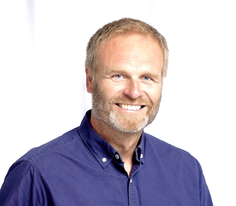 Executive Management – Dizlin